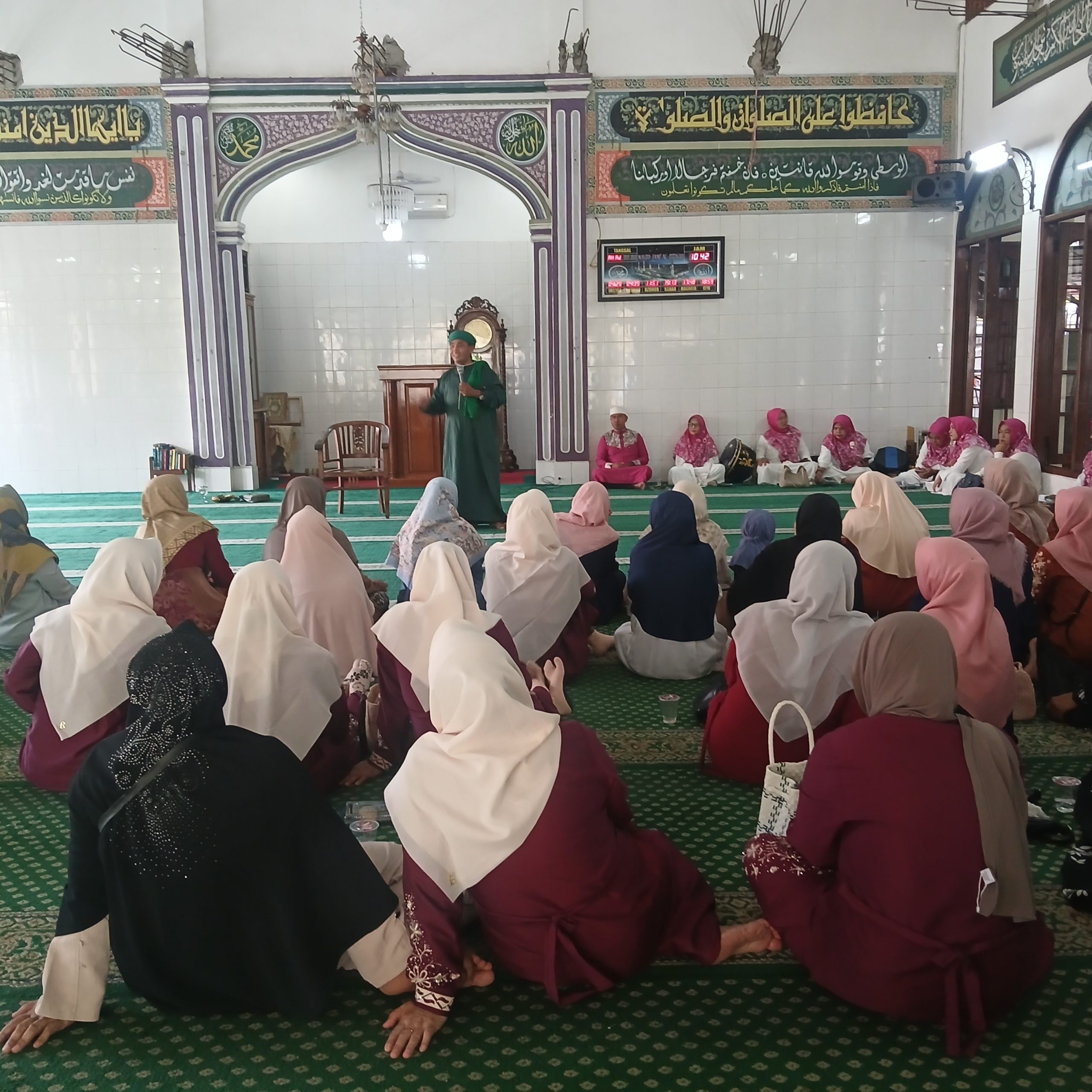 Pengajian Rutin Bulanan di Majelis Taklim Masjid Al Ittihat Pisangan Ciputat Timur Tangsel ...